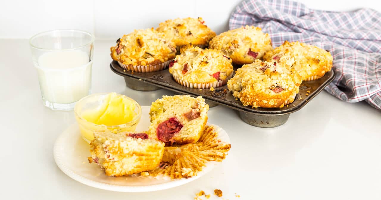 How to bake the best fruit muffins - The Bake School