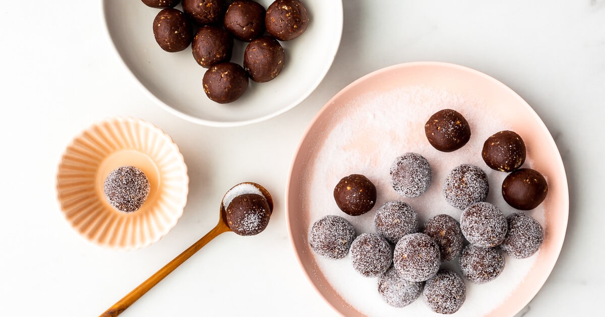 Booze Balls with Dark Chocolate and Amaretto - The Bake School