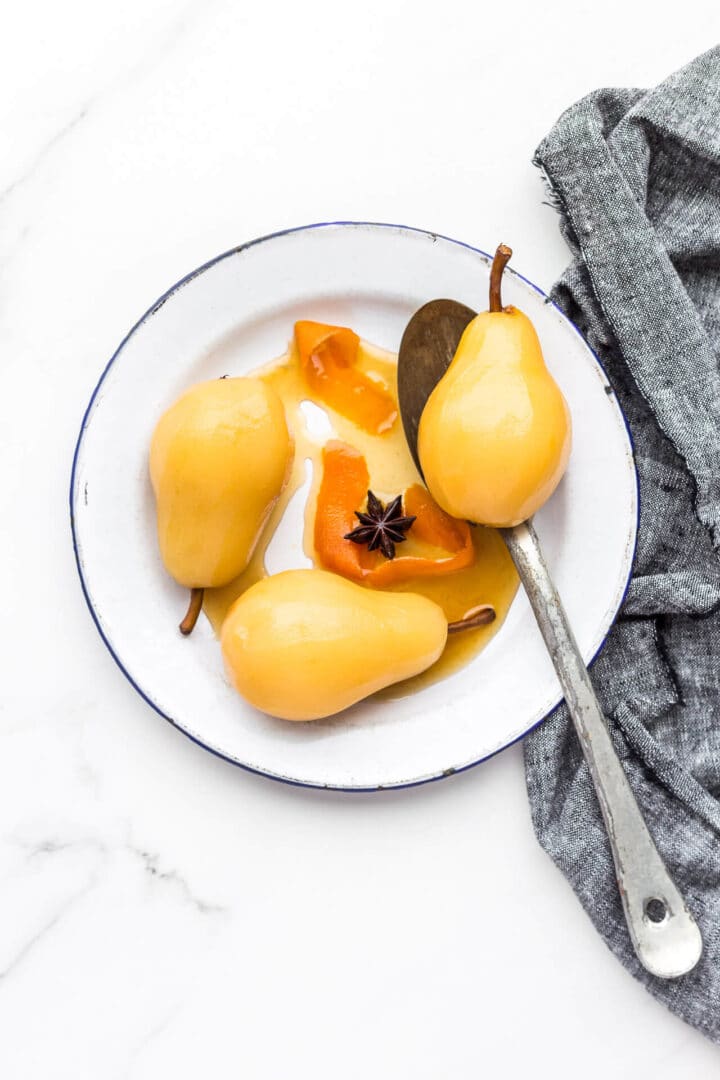 How to poach pears - The Bake School