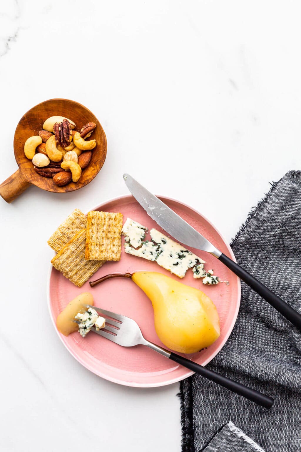 How to poach pears - The Bake School