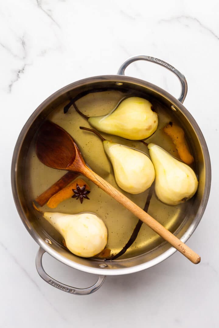 How to poach pears - The Bake School