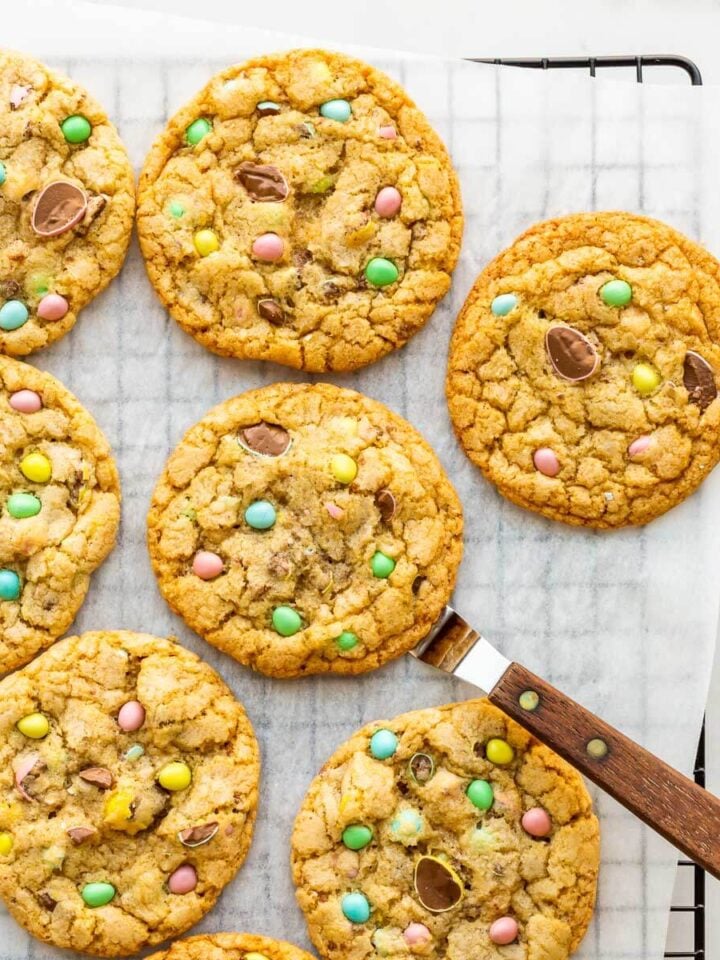 Why cookies end up very dark on the bottom and completely raw in the ...