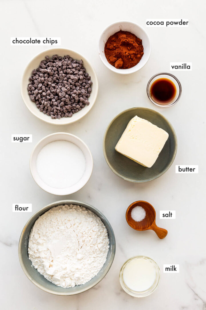 Chocolate sablés with mini dark chocolate chips