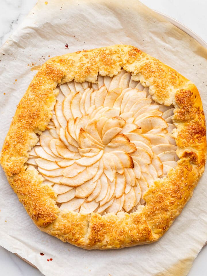 Apple brandy loaf cake