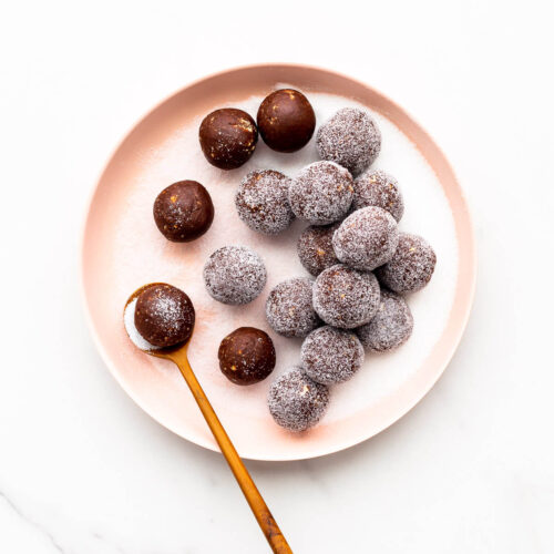 Booze Balls with Dark Chocolate and Amaretto - The Bake School